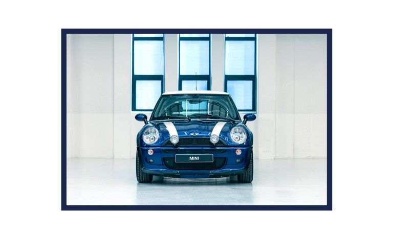 Showstoppers. The MINIs of 2003’s The Italian Job. | MINI.com